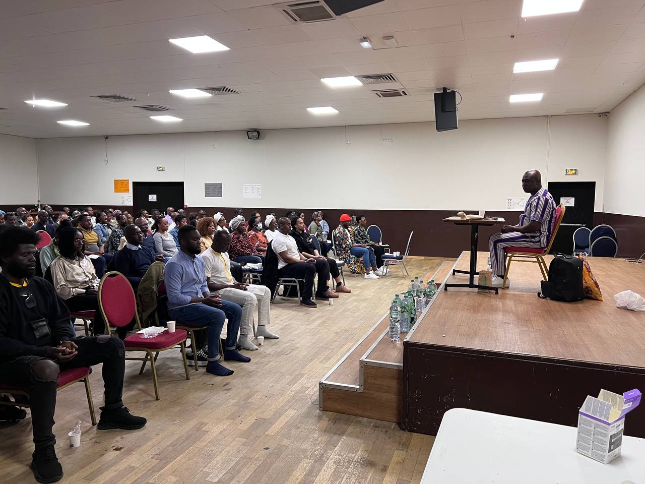 Qui sommes-nous? - ISIS